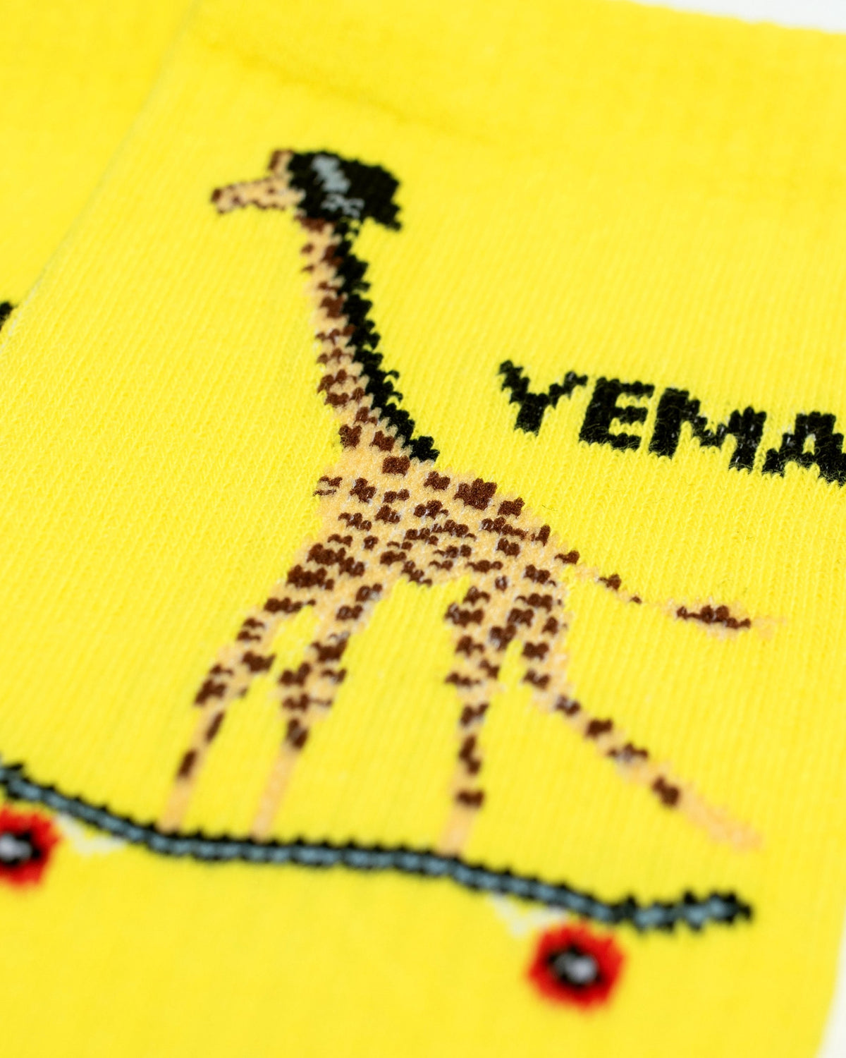 YEMA Giraffe Skating Socks Addis Yellow | Joyful Heritage Cotton